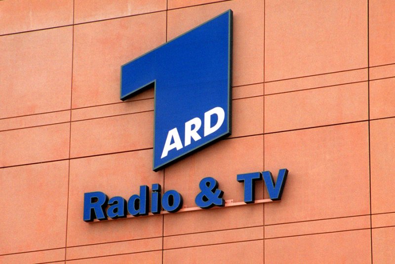 60 Jahre bundesweites Fernsehen | Hintergrund aktuell | bpb.de