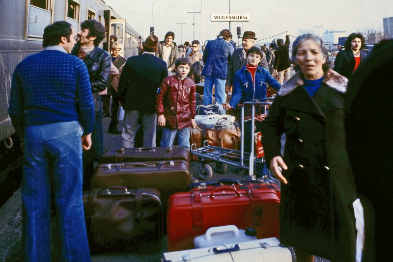 Geschichte der Migration in Deutschland | Dossier Migration | bpb.de