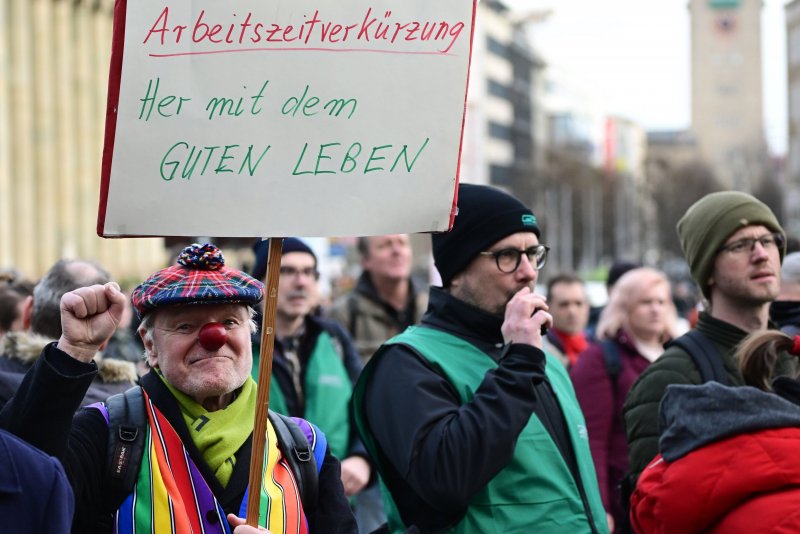 Mehr freie Zeit ist eine Form von Wohlstand | Debatte: Vier-Tage-Woche | bpb.de