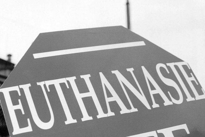 Schöner Tod? "Euthanasie" in Vergangenheit und Gegenwart | Schwerpunkt ...
