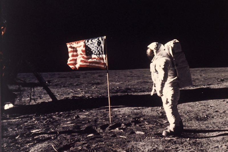 Vor 50 Jahren: Der erste Mensch auf dem Mond | bpb.de