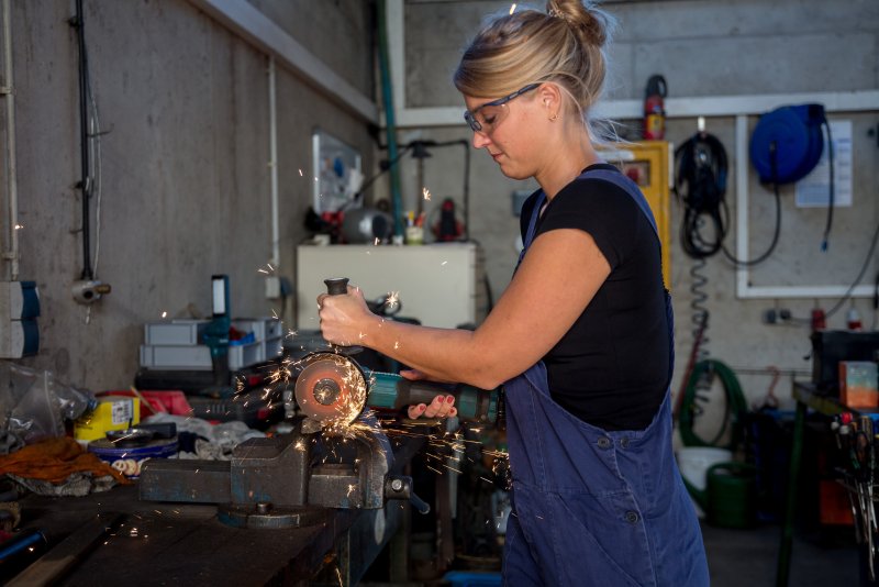 Arbeit | Themen | bpb.de