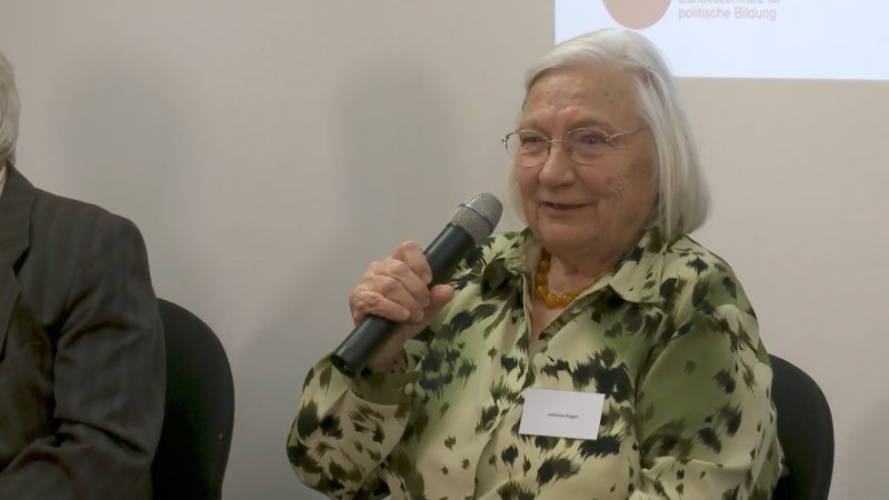 Zeitzeugengespräch mit dem „Wolfskind“ Johanna Rüger | bpb.de