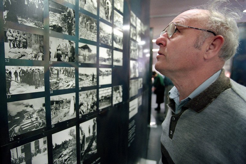 Vor 20 Jahren: Eine Ausstellung über Verbrechen der Wehrmacht ...