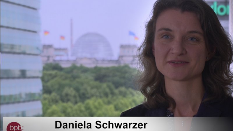 Daniela Schwarzer: In welchen Ländern lauern neue Gefahren für den Euro ...
