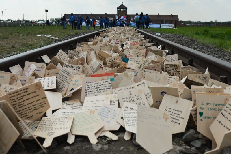 18. Januar 1945: Todesmarsch aus Auschwitz | Hintergrund aktuell | bpb.de