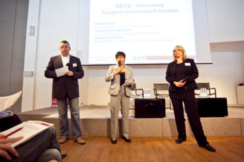 Gallery: Conference Programme & World Café | NECE - Networking European ...