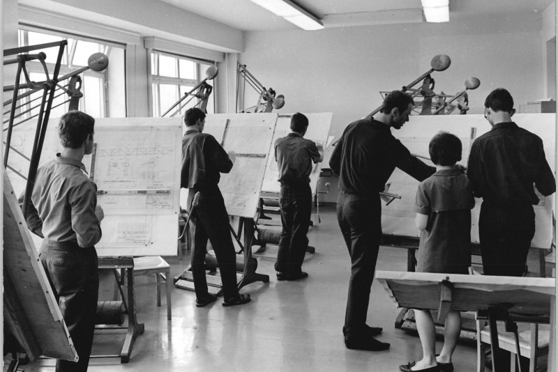 Universitäts- und Akademiereform | DDR kompakt | bpb.de