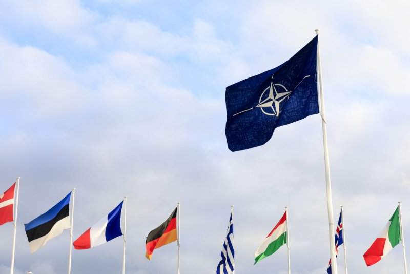 Vor 70 Jahren: Gründung der NATO | Hintergrund aktuell | bpb.de