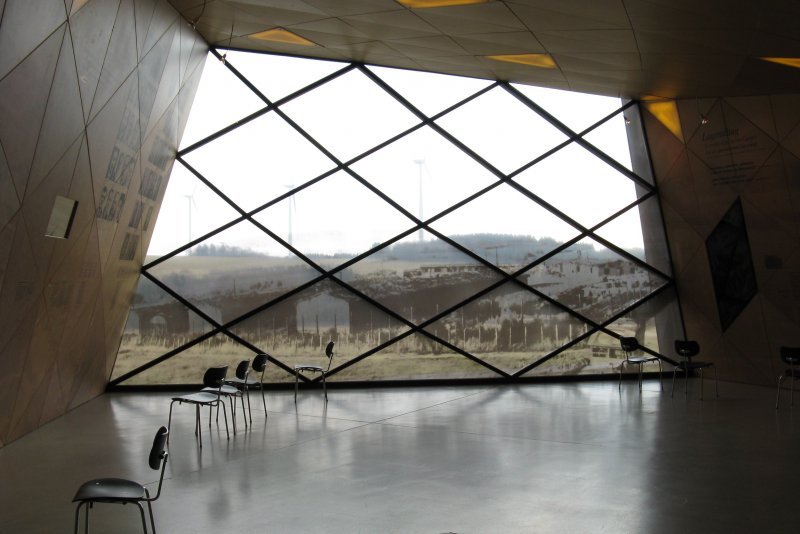 Gedenkstätte SS-Sonderlager/KZ Hinzert | Themen | bpb.de