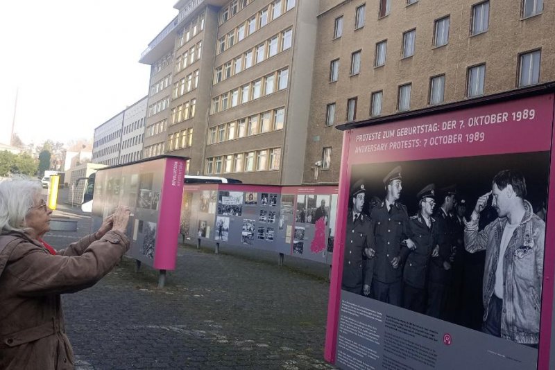 Das Ende der Stasi vor 35 Jahren | Deutschland Archiv | bpb.de